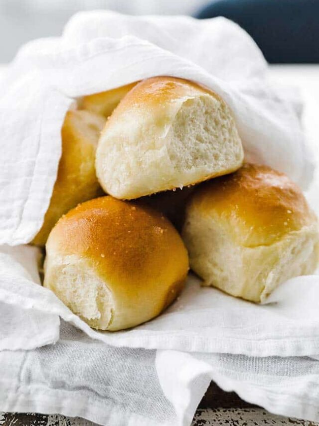 Homemade Dinner Rolls Story - Chef Billy Parisi