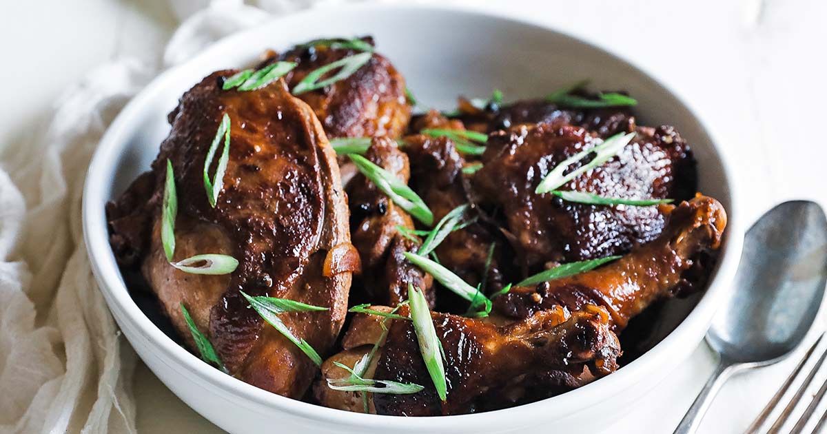 Filipino Chicken Adobo Recipe (Adobong Manok) - Chef Billy Parisi