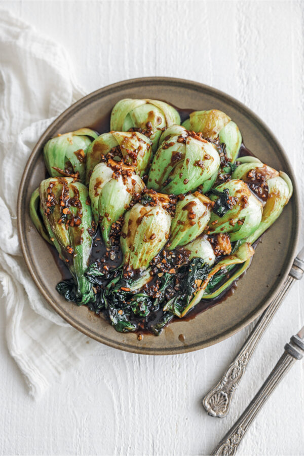 Bok Choy with Garlic Sauce Recipe (Authentic Chinese Side Dish) - Chef ...
