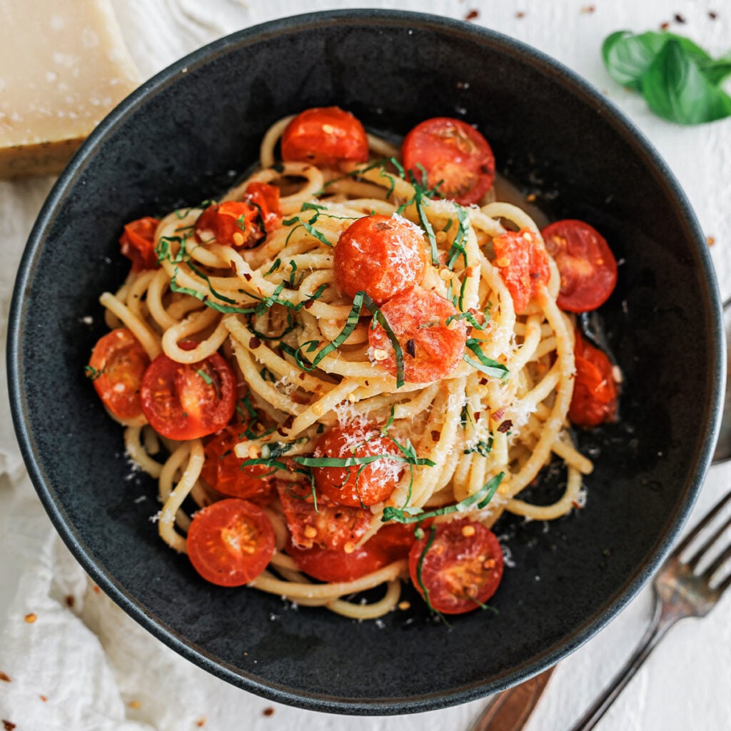Tomato Basil Pasta (Quick and Easy) - Chef Billy Parisi